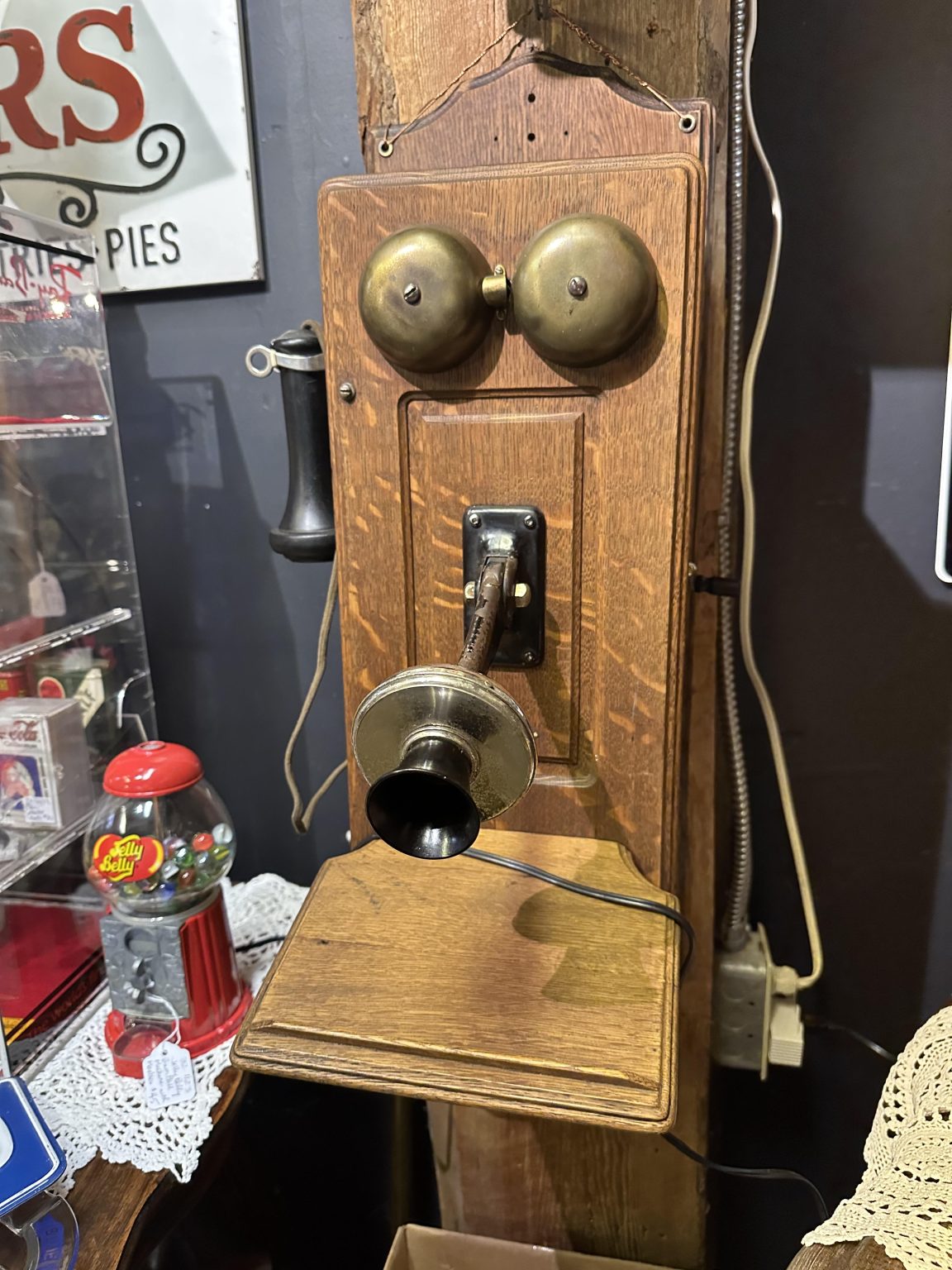 Crank Telephones | History, Value & Collecting Early Telephones